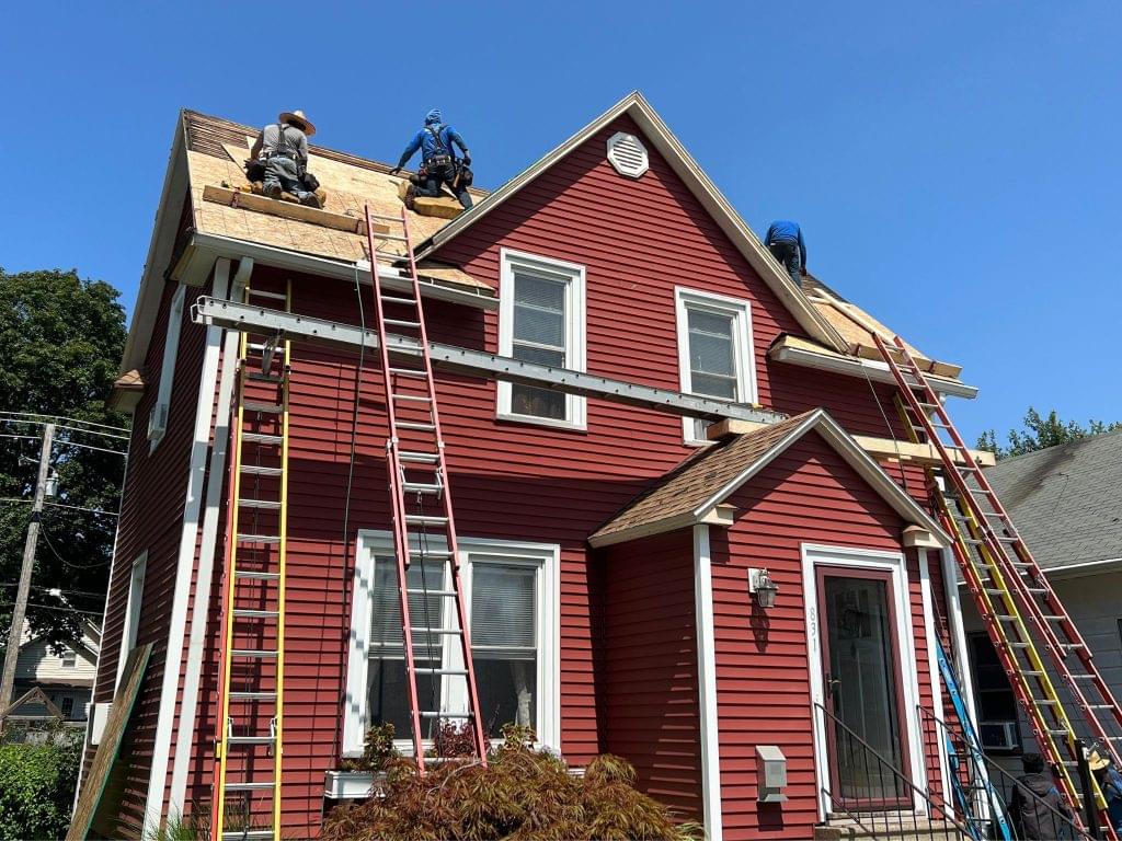 About - CW Roofing